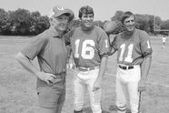 Former NFL Quarterback Norm Snead Dies At Age 84 Former NFL Quarterback Norm Snead Dies At Age 84
