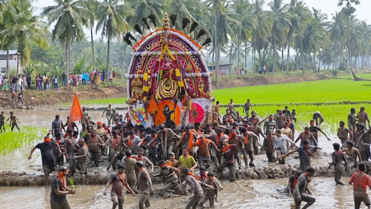 Prabhalu Teertham, a visual treat for Konaseema…