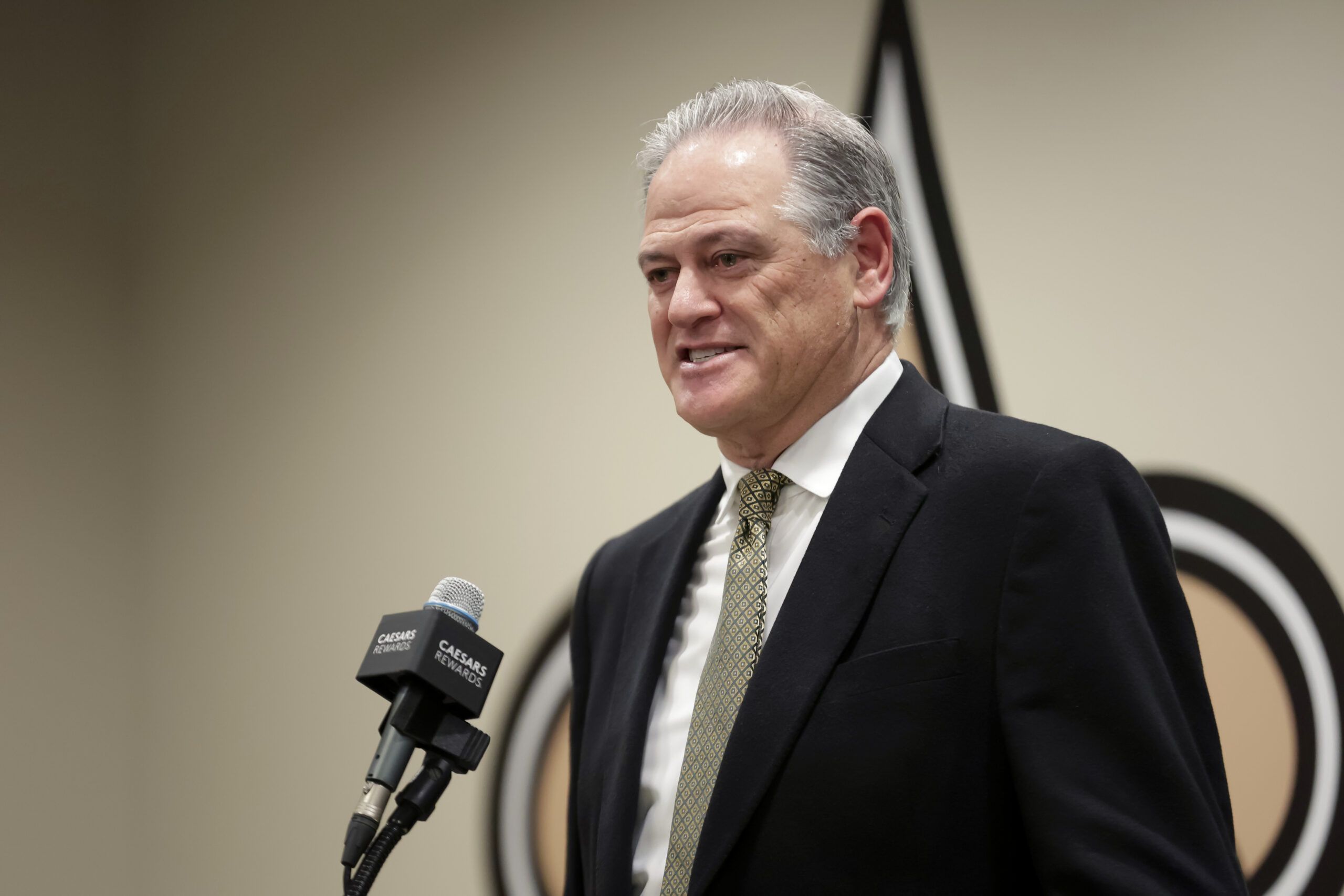 Mickey Loomis shoots down rumor, says he isn’t…