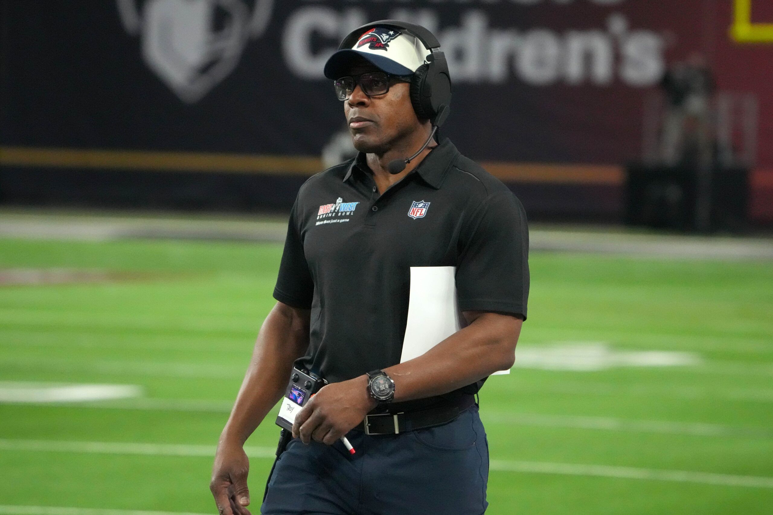 Patriots WR coach Troy Brown to serve on 2024 Senior…