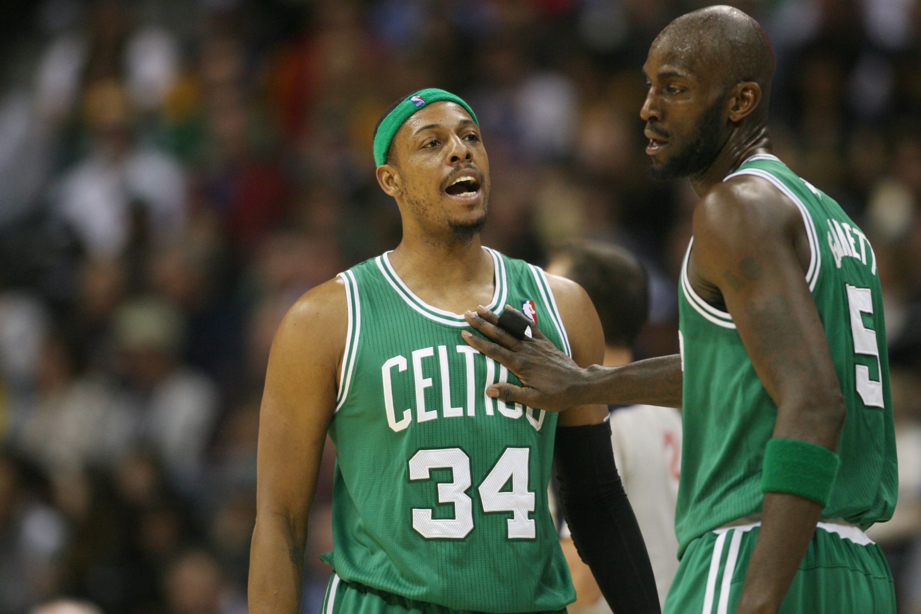 Celtics legend reveal details from internal locker…