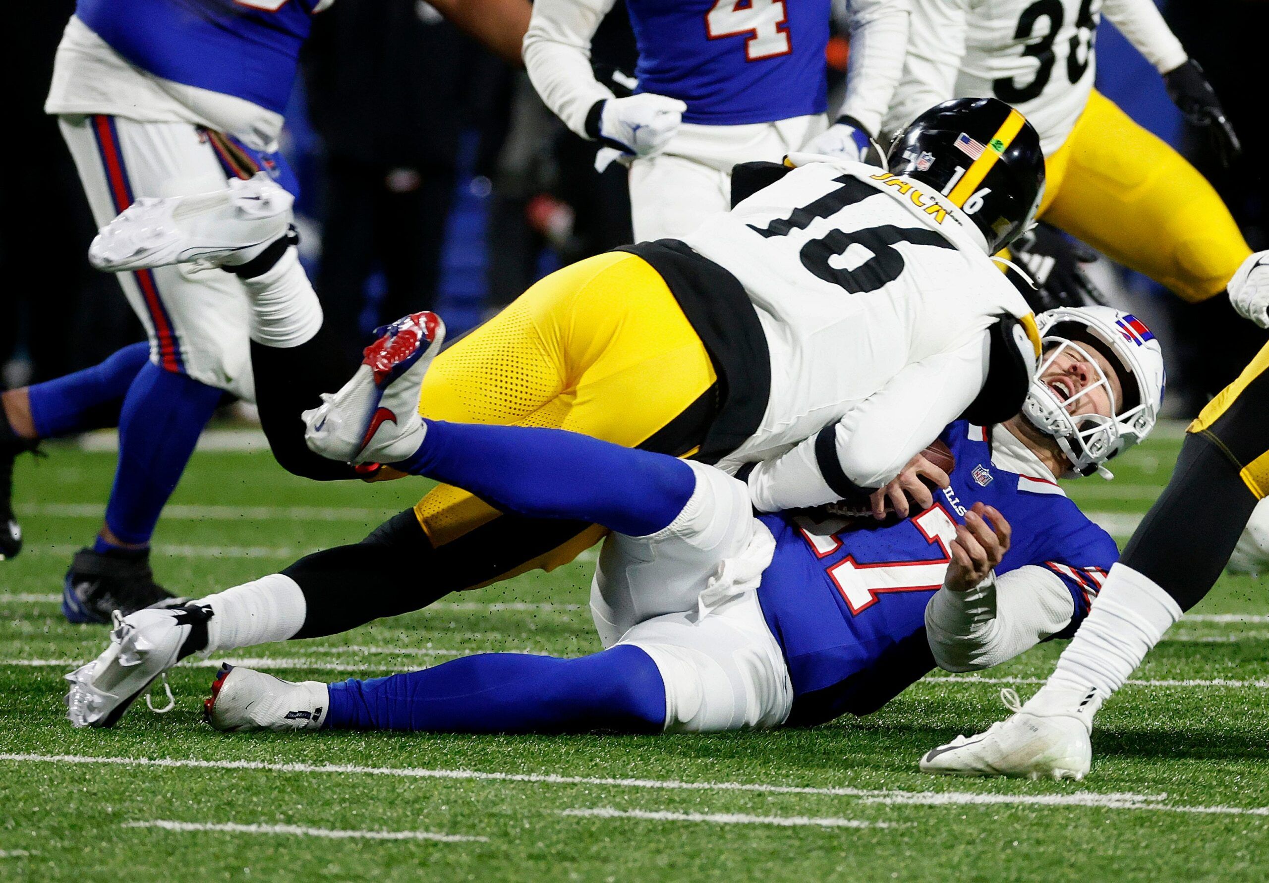 Steelers DT Cam Heyward blasts Josh Allen’s ‘load of…