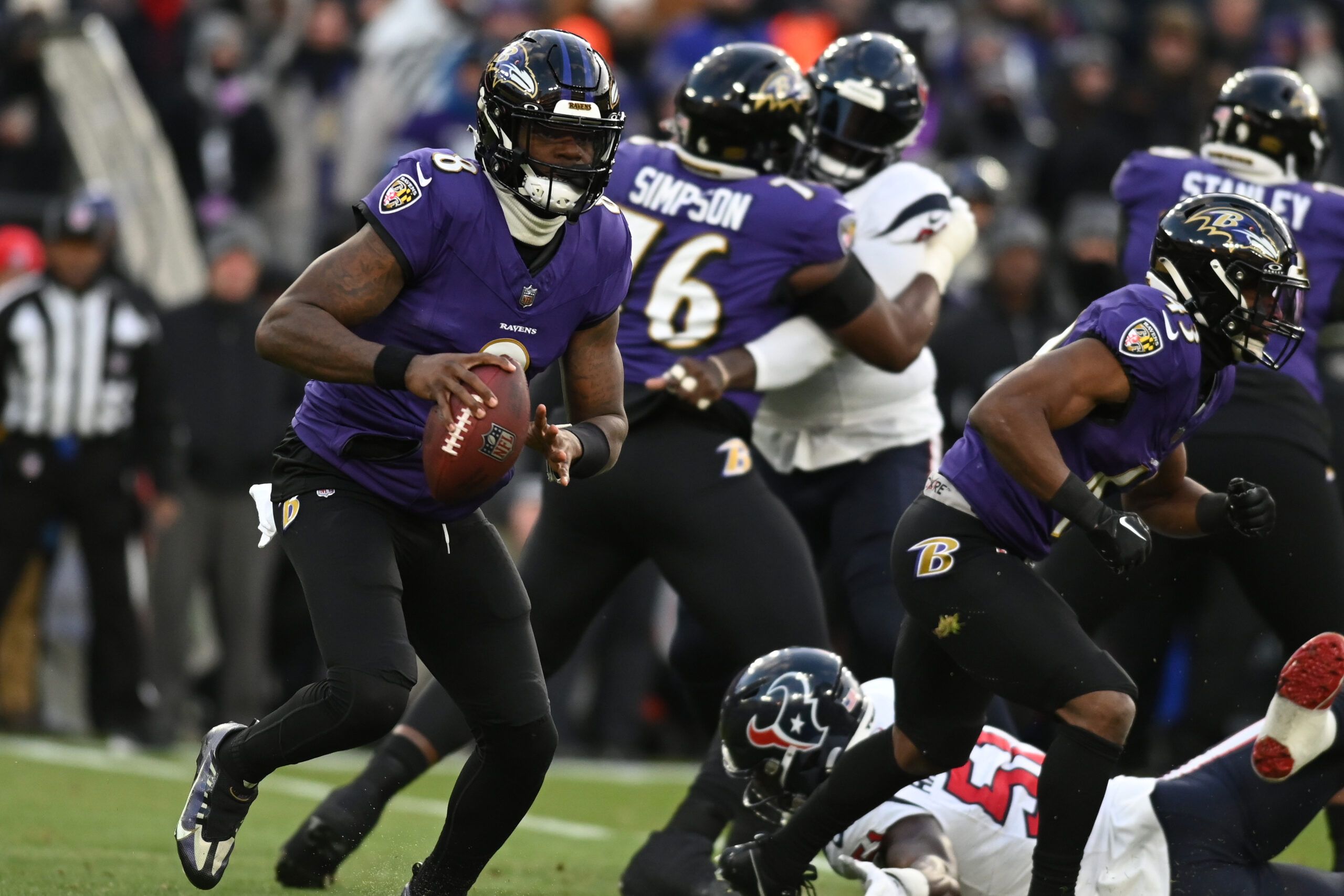 Lamar Jackson finds Nelson Agholor as Ravens grab lead