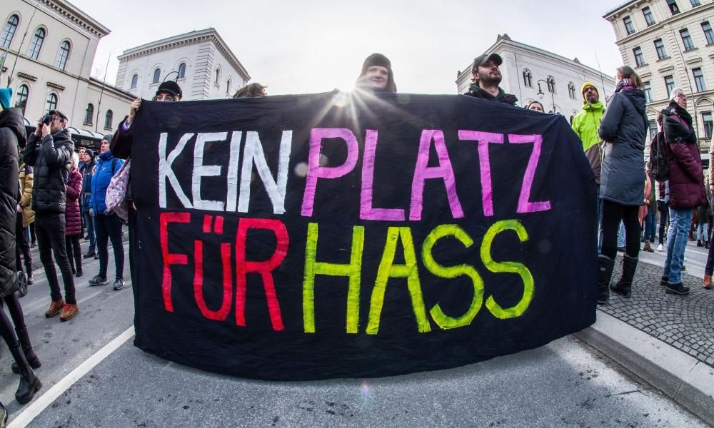 Thousands across Austria take part in protests against…