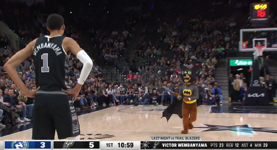 The Spurs mascot dressed up as Batman and chased a…