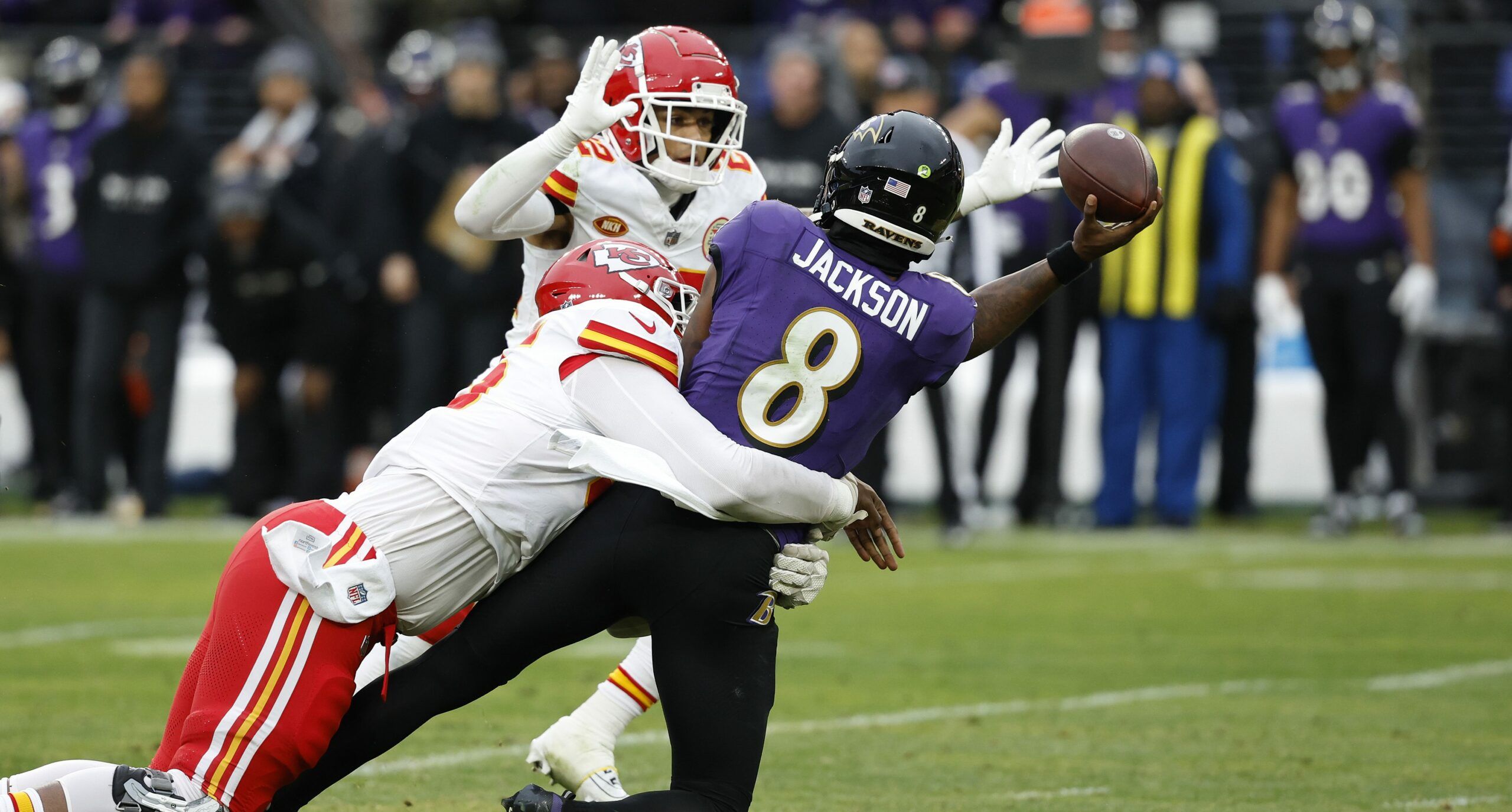 The Ravens’ bizarre offensive game plan cost them a…