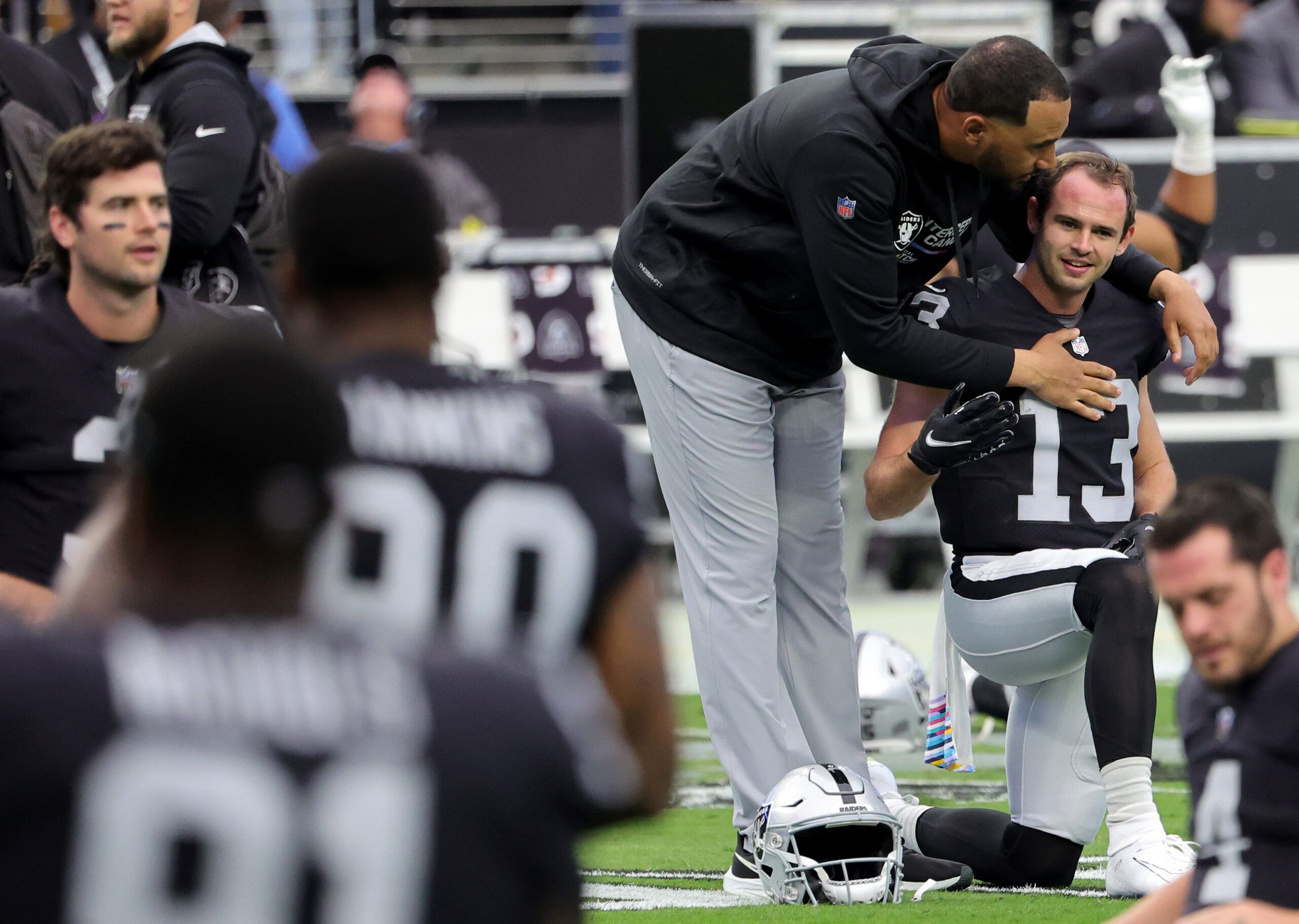 Panthers request interview with Raiders assistant OL…
