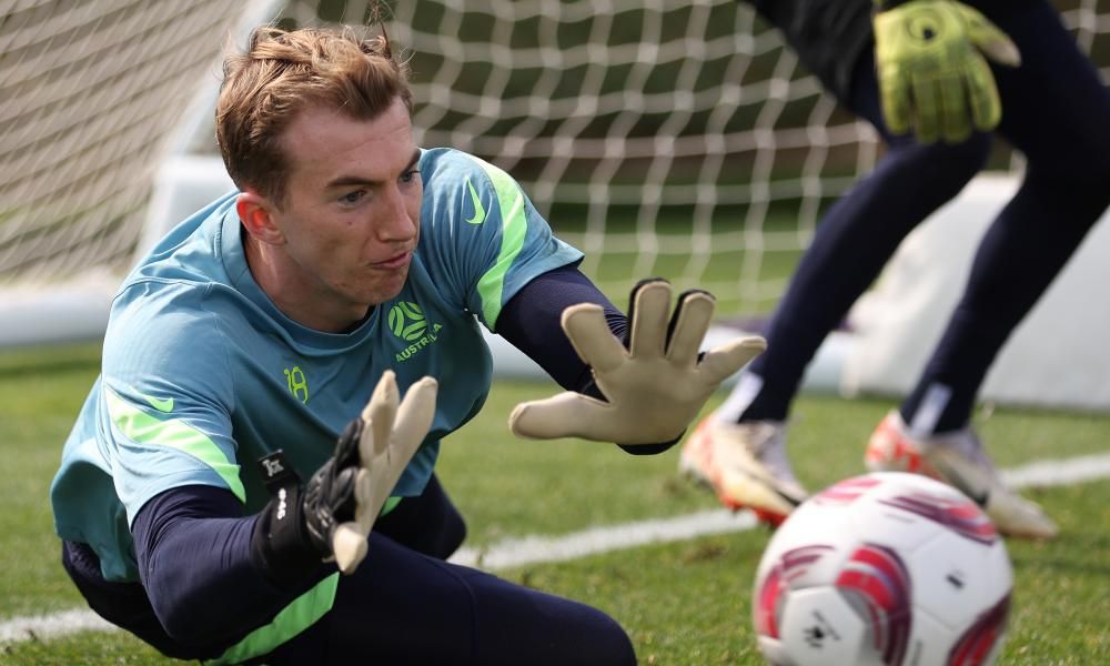 Socceroos goalkeeper Joe Gauci joins Aston Villa in…