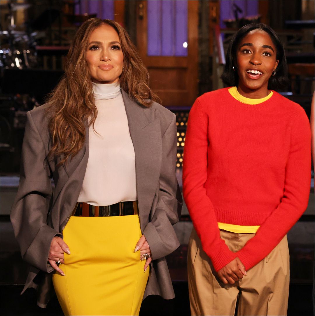'SNL' Host Ayo Edebiri Apologizes to Jennifer Lopez…