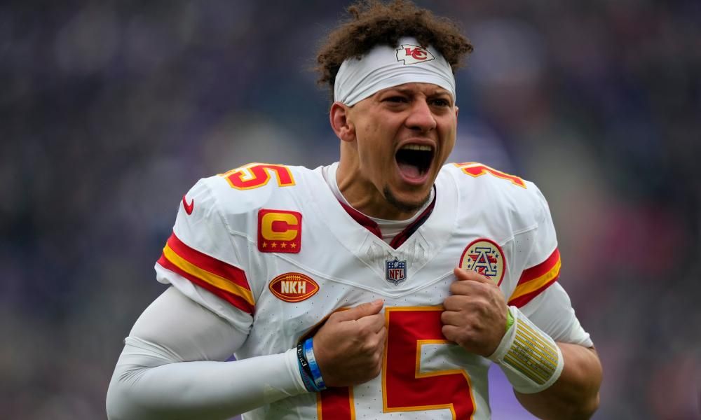Patrick Mahomes shrugs off ‘beer gut’ barbs in quest…