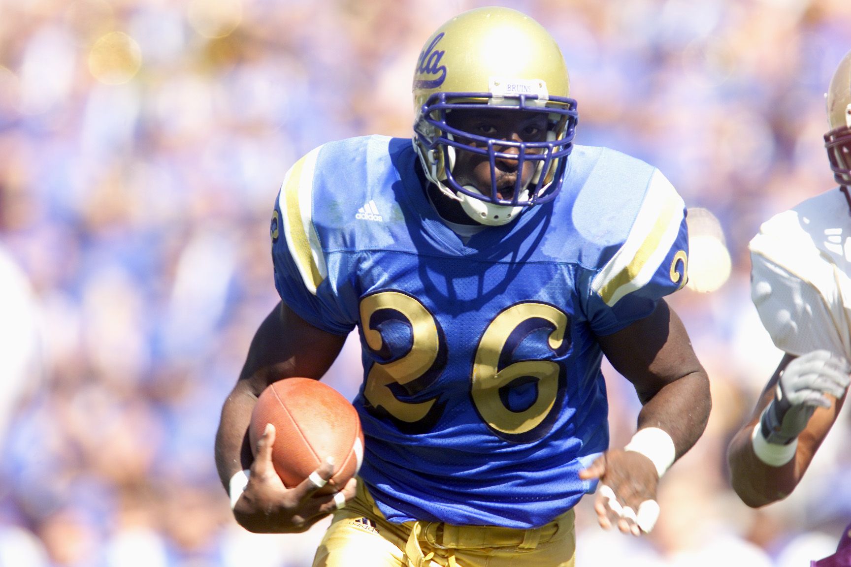 Who is DeShaun Foster, the former UCLA running back…