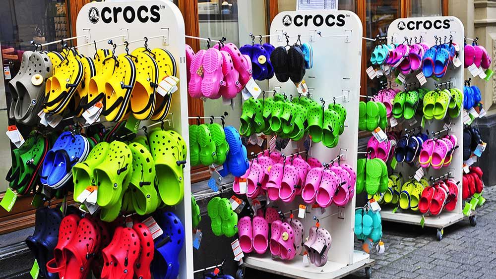 Crocs Stock Up 5 Days In A Row, Near Buy Point;…