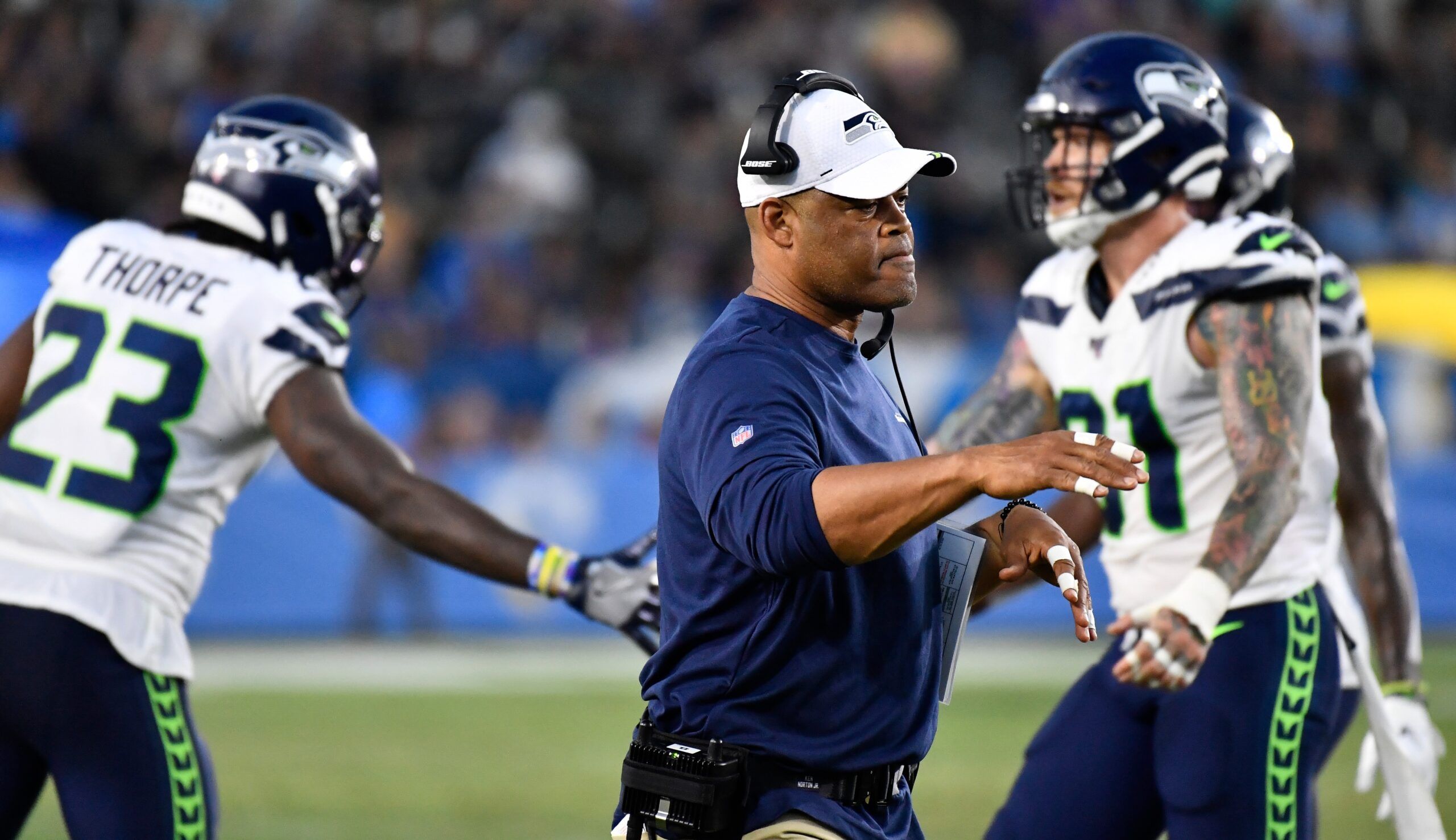 5 things to know about new Commanders LB coach Ken…