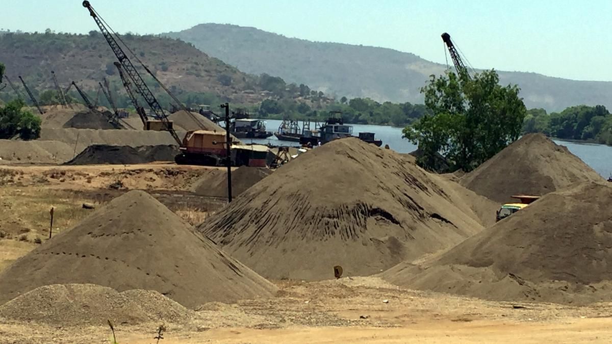 Maharashtra to sell sand online on 'no profit no loss'…
