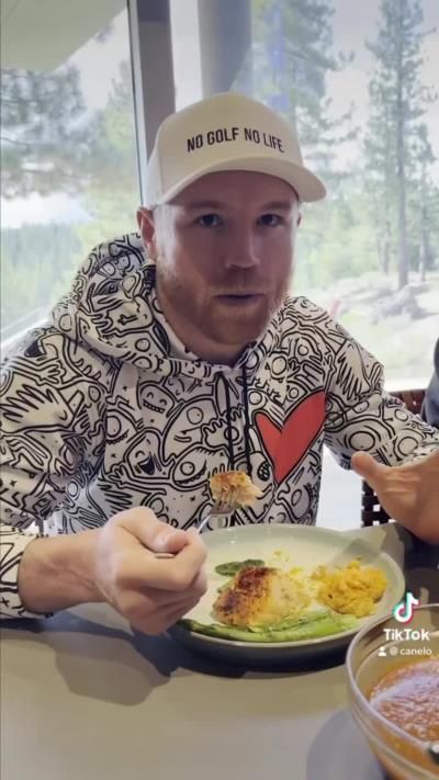 Canelo Alvarez signs TV Azteca extension, plans five…