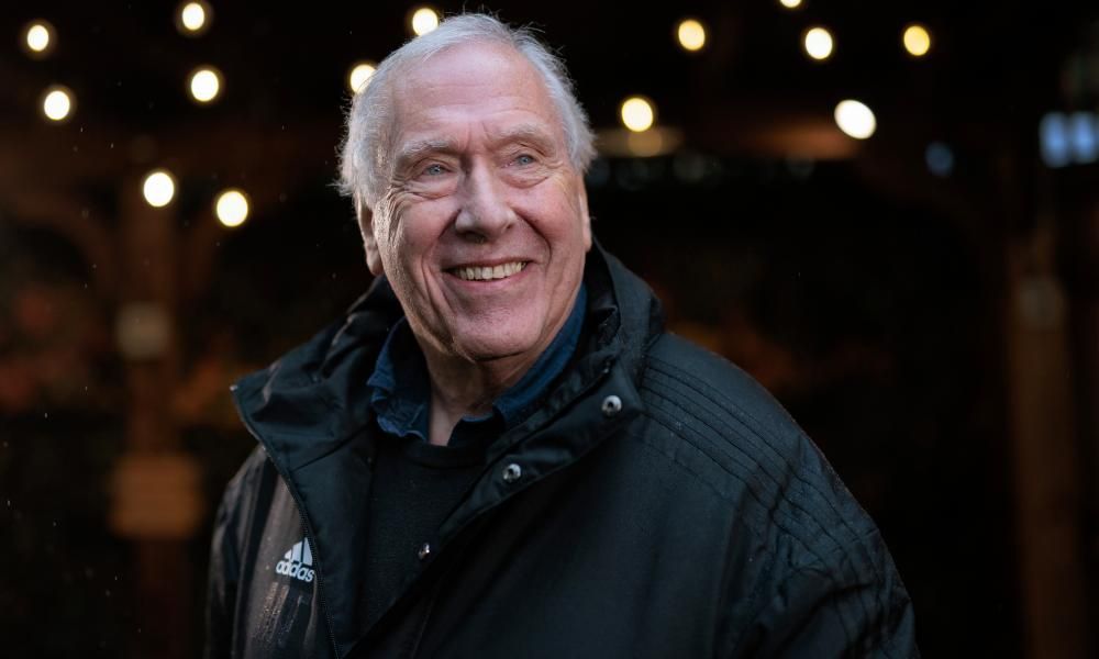 Martin Tyler: ‘I put some air in my lungs, shouted…