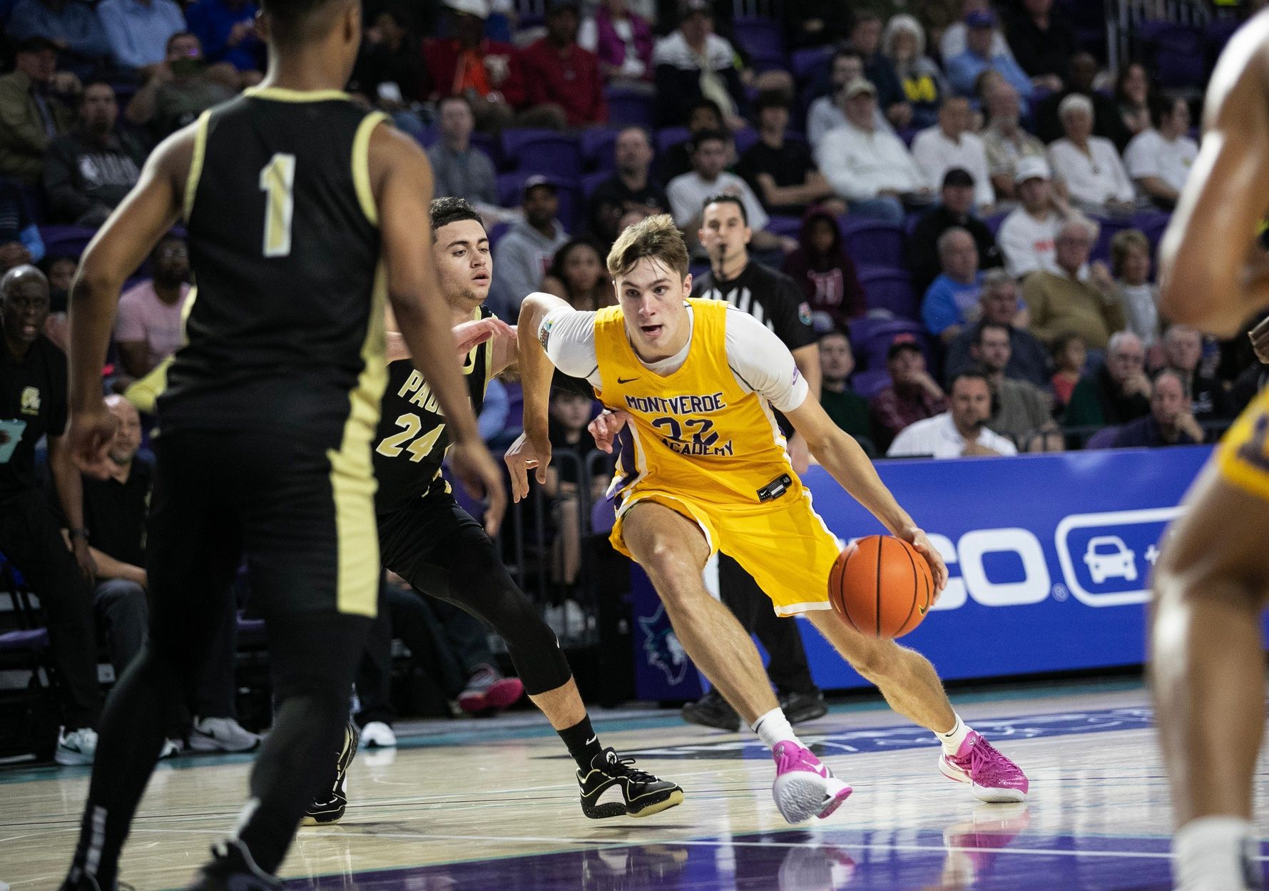 Watch: Duke commit, 5-star forward Cooper Flagg puts a…