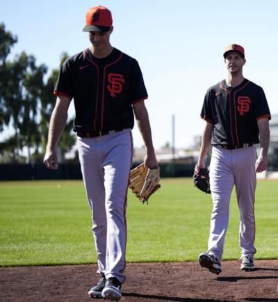 Taylor Rogers Shares Heartwarming Picture with Twin…