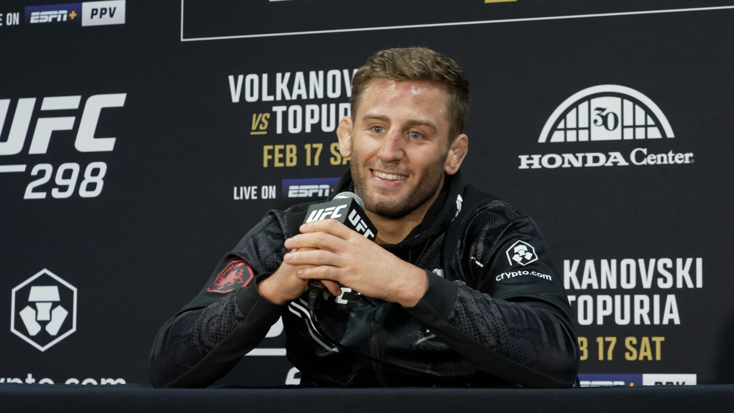 Oban Elliott goes full WWE after capping off crazy UFC…