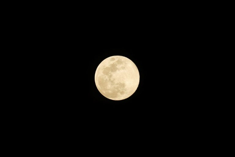 What To Know About The NASA-funded Commercial Moon…
