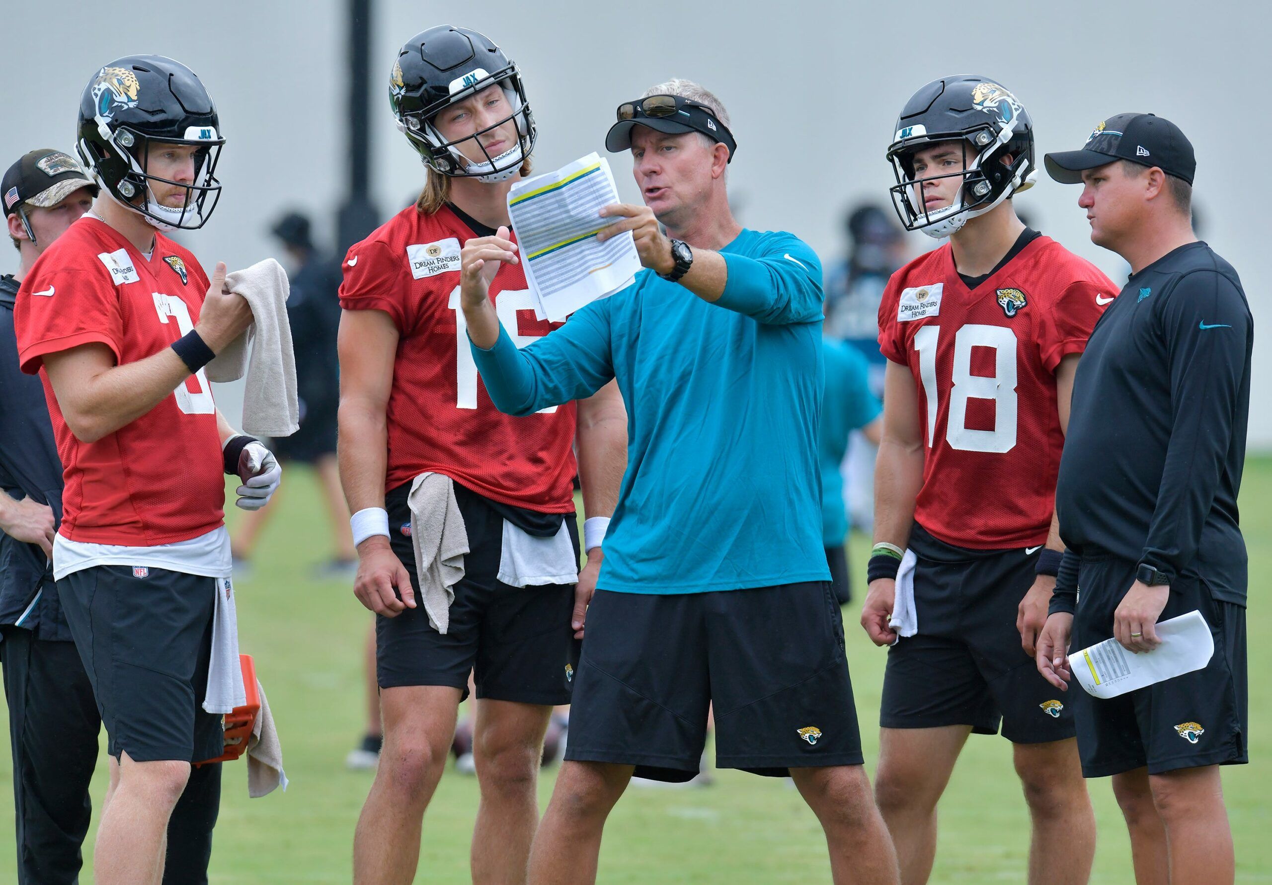 Jaguars seemingly eliminate passing game coordinator…
