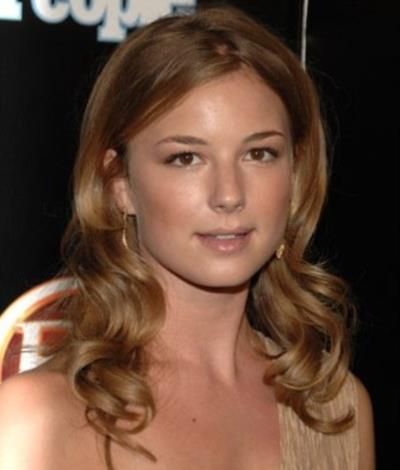 Emily Vancamp Announces Second Pregnancy With Husband…