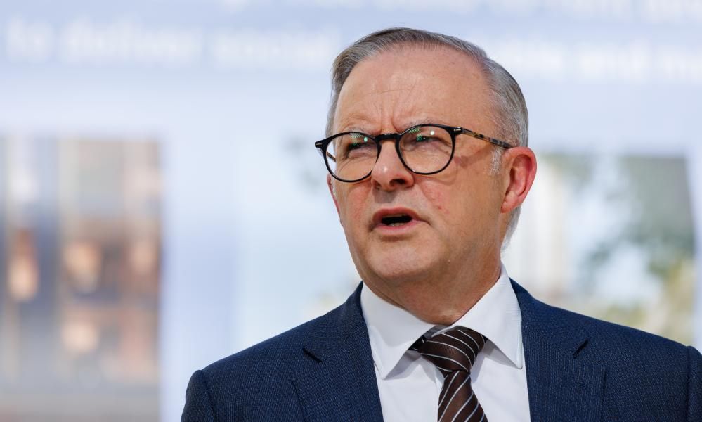 Senate votes against reviving Qantas inquiry – as it…