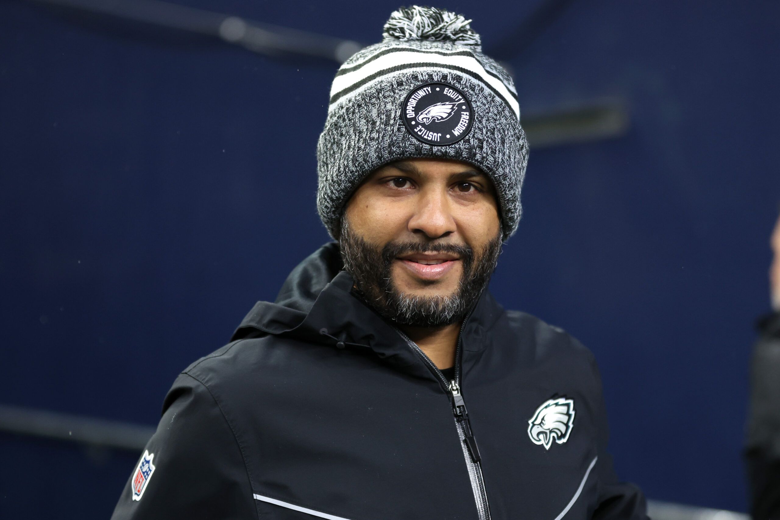 Rams hiring former Eagles DC Sean Desai to senior…