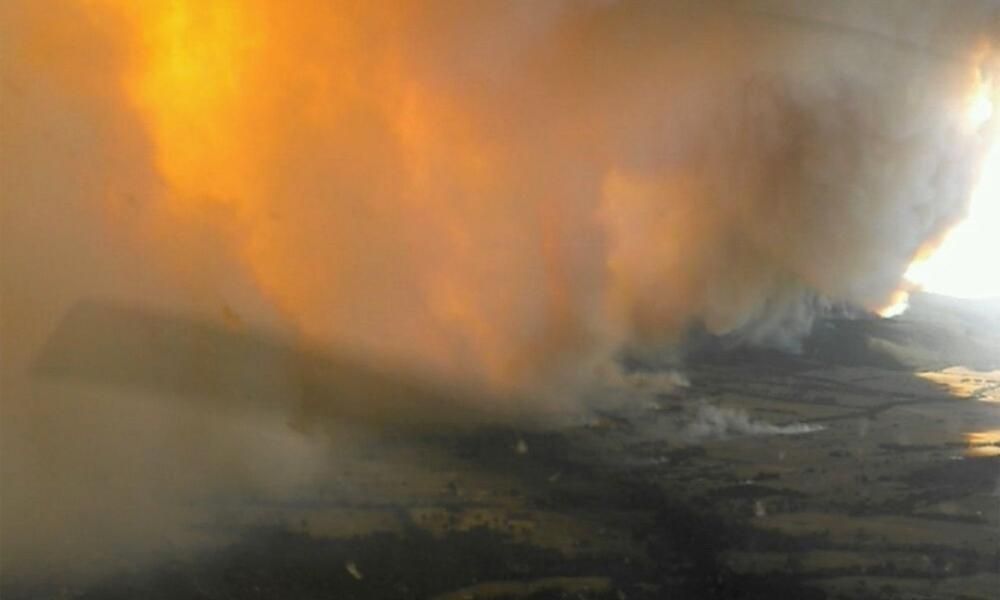 Victoria fires: more than 30,000 evacuations urged…