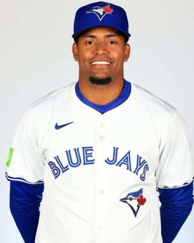 Génesis Cabrera: Athleticism And Style On The Baseball…