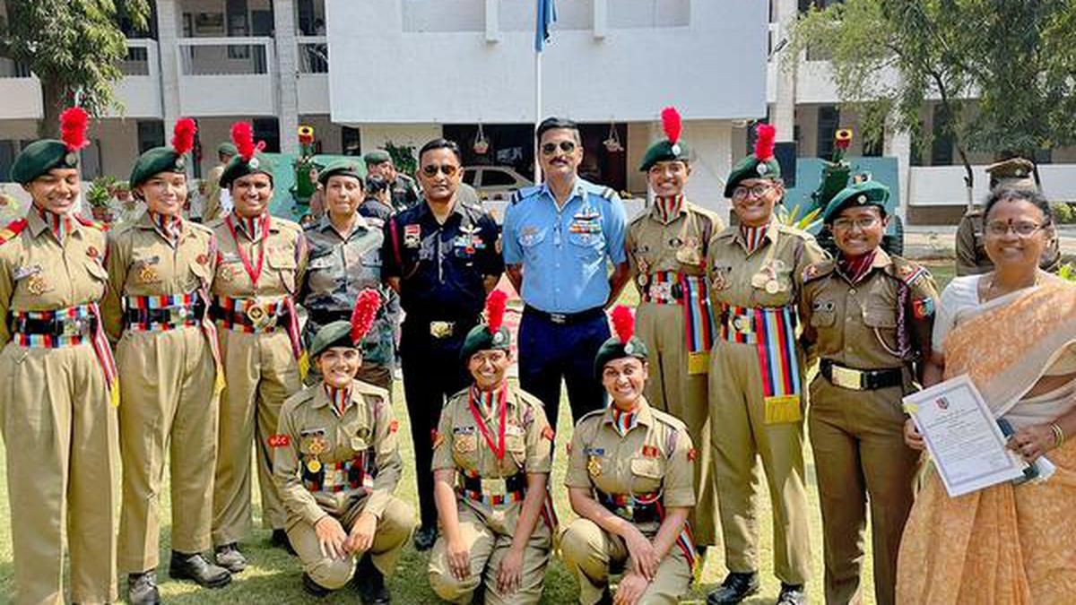 NCC 1 Telangana Girls Battalion shines at Republic Day…