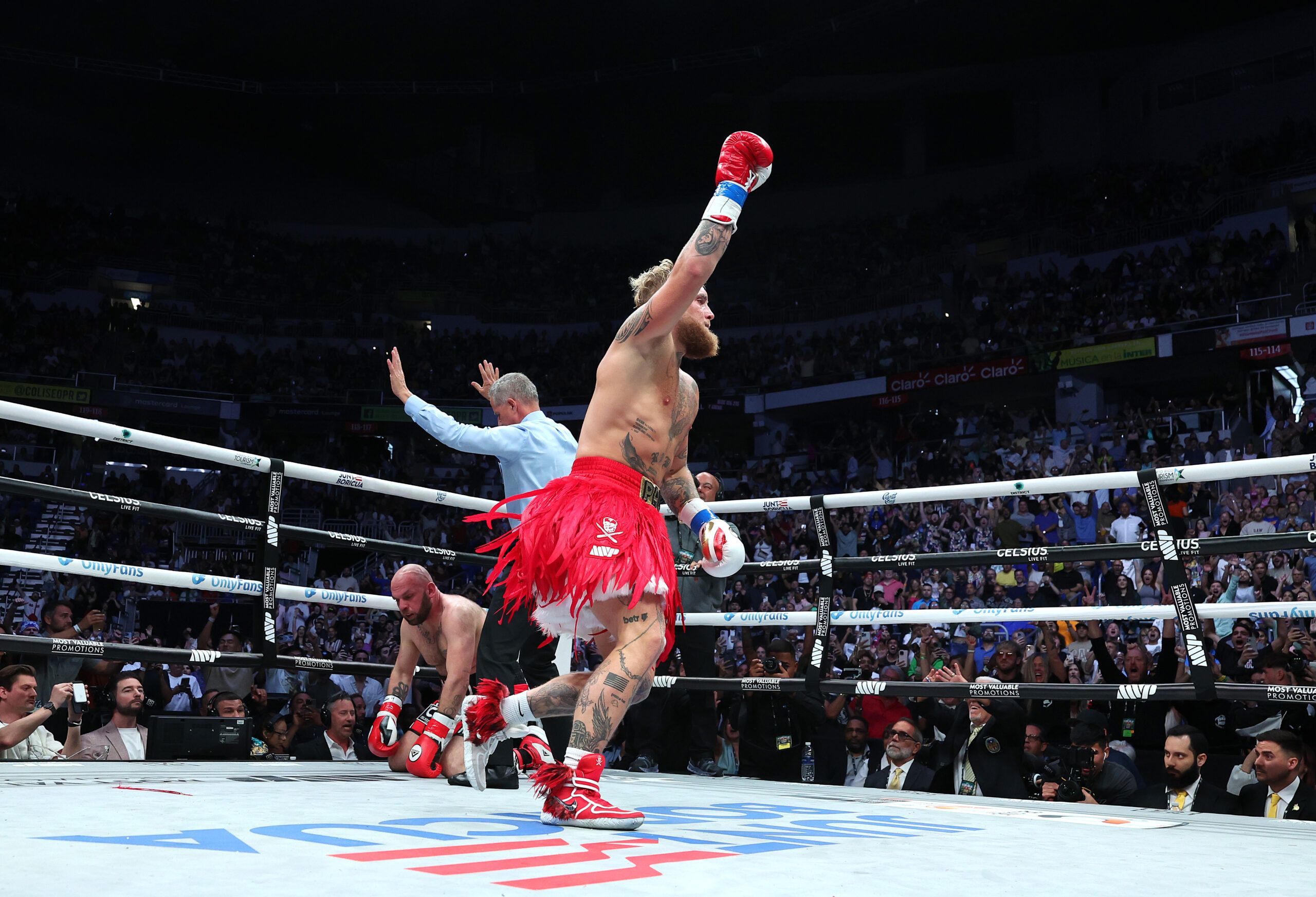 Jake Paul def. Ryan Bourland: Best photos from Puerto…