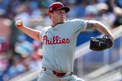 Ryan Burr's Intense Pitch: A Snapshot Of Determination