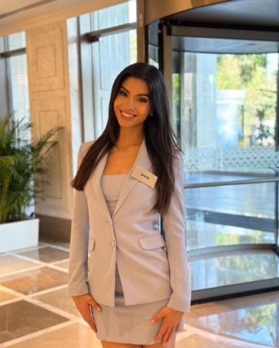 Paula Pérez: Embracing Elegance In Azure Allure