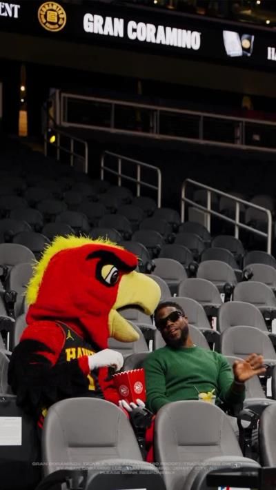 Kevin Hart Surprises Nick Cannon On 'The Masked Singer'