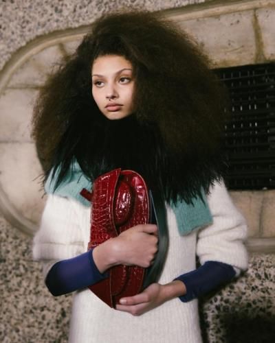 London Fashion Week: Models Redefining Style With…