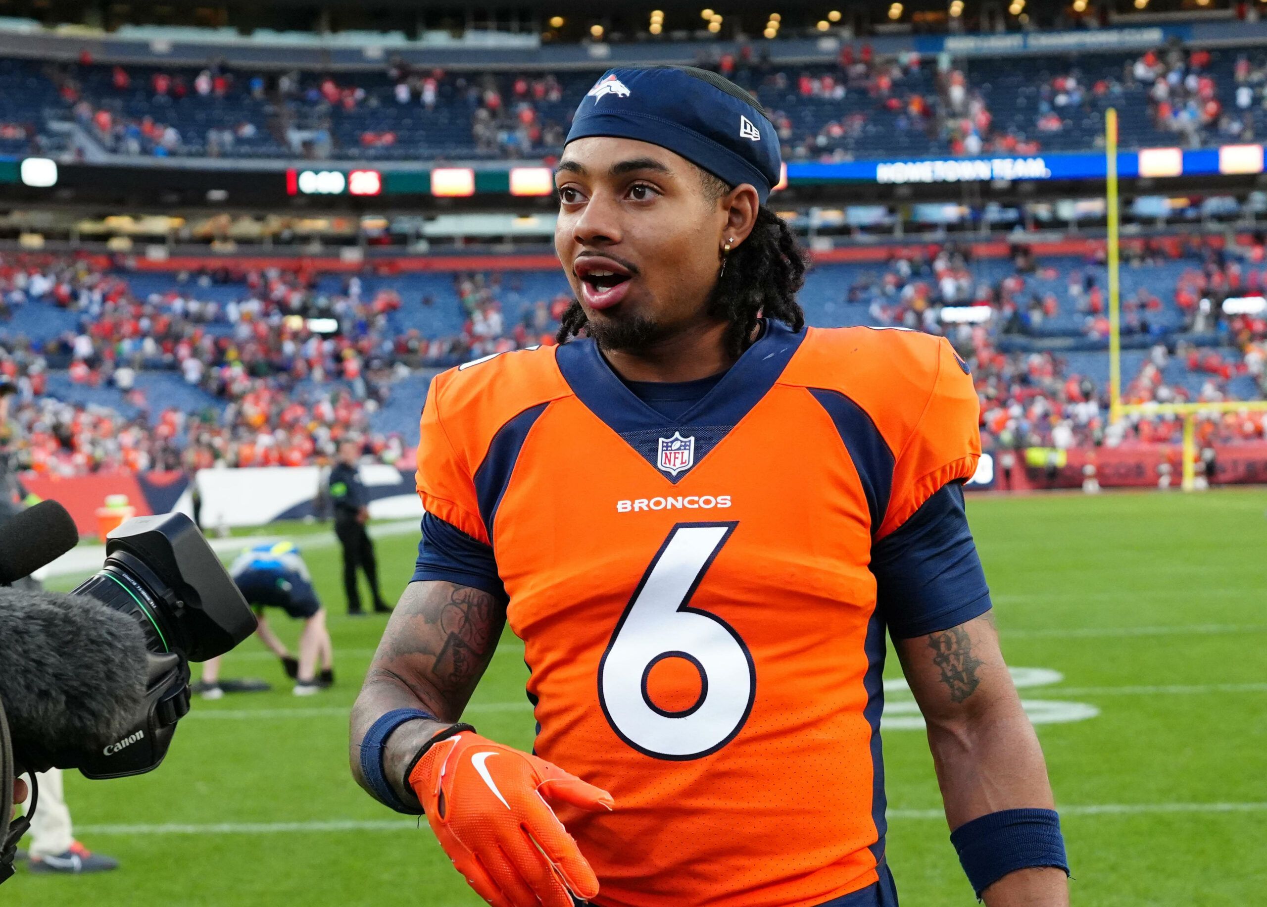 Here are P.J. Locke’s contract details with the Broncos