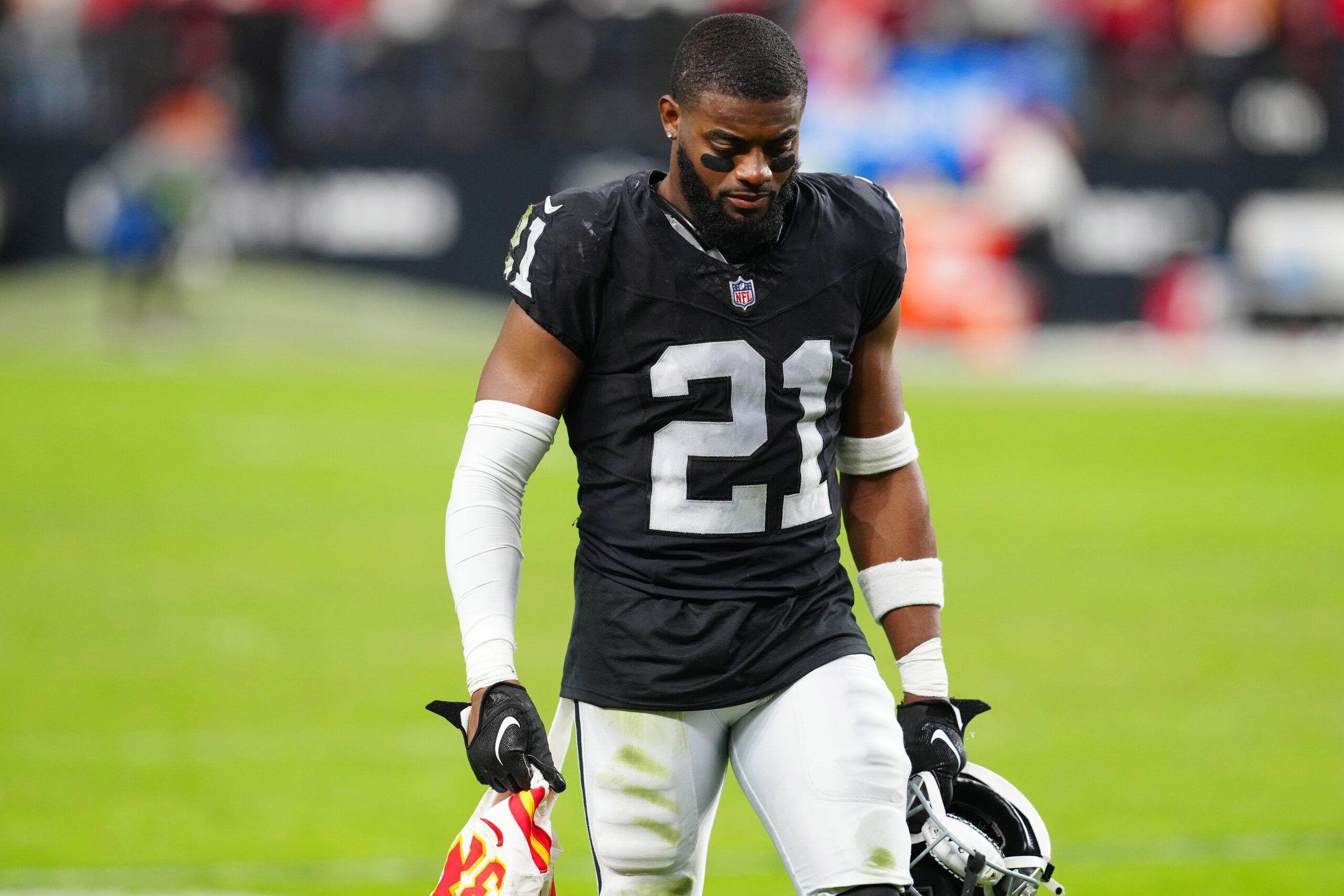 Lions agree to sign free agent CB Amik Robertson