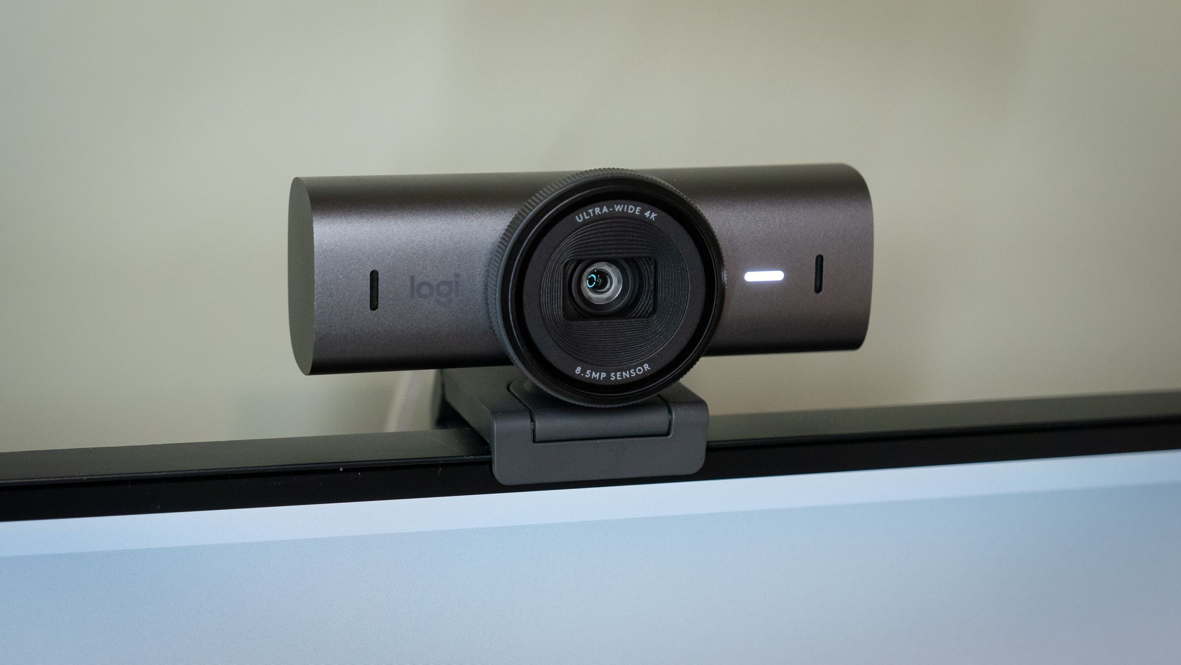 Logitech MX Brio review: a 4K webcam with a wide lens…