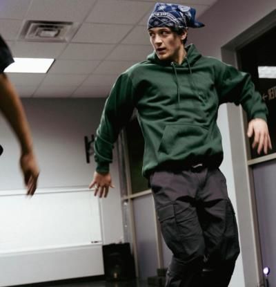 Asher Angel: Capturing The Essence Of Dance And…