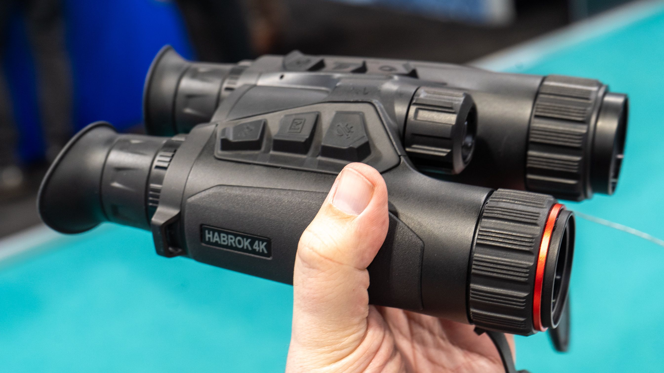 First public hands-on with the new Hikmicro Habrok 4K…