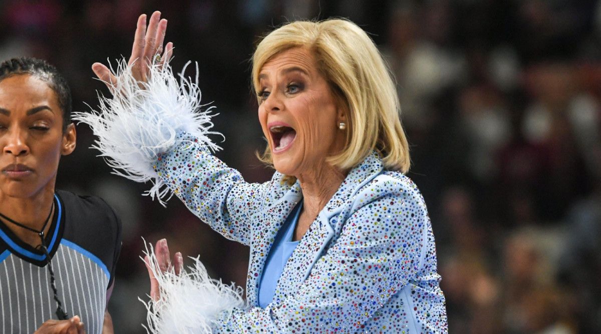 Sports Illustrated - LSU’s Kim Mulkey ‘Ejected’ at…