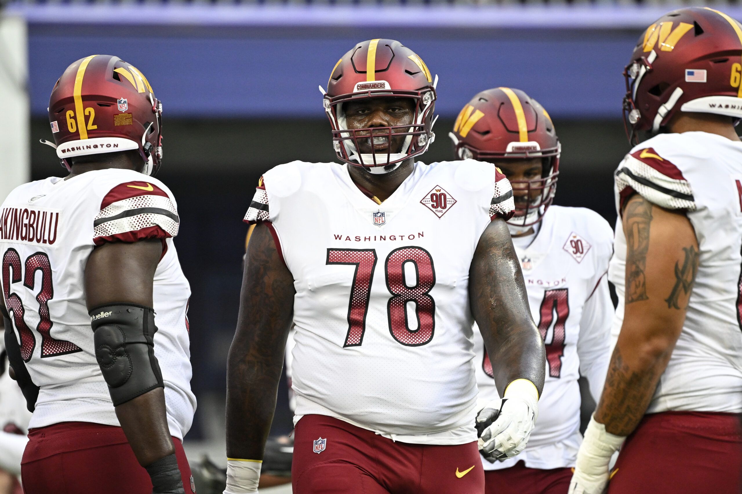 Commanders re-sign offensive tackle Cornelius Lucas