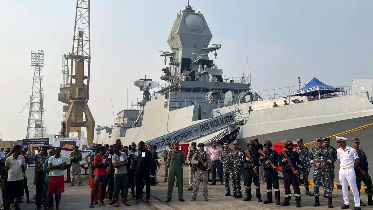 Warship INS Kolkata carrying 35 pirates, apprehended…