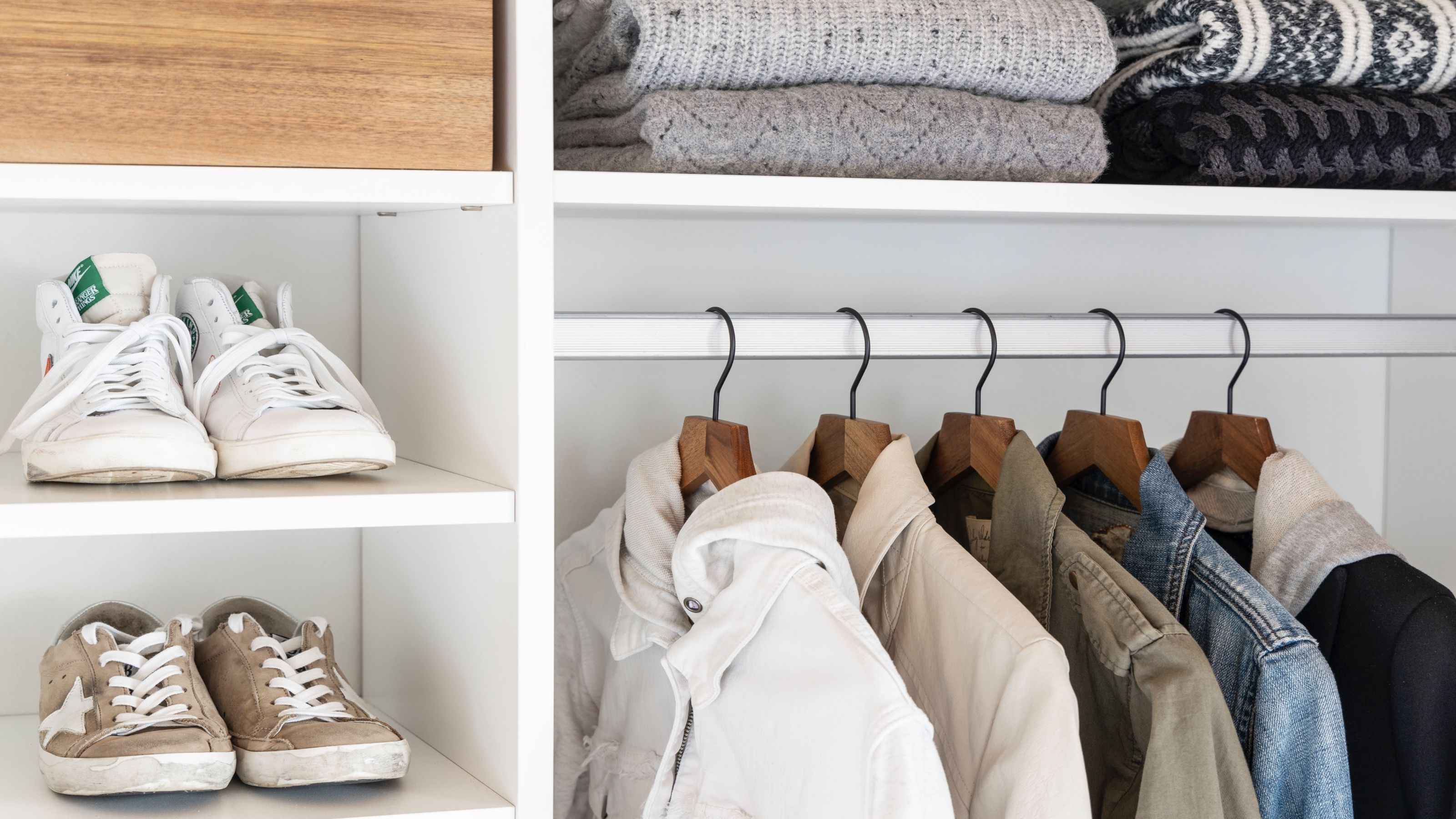 How to organize clothes — 14 ways to streamline your…