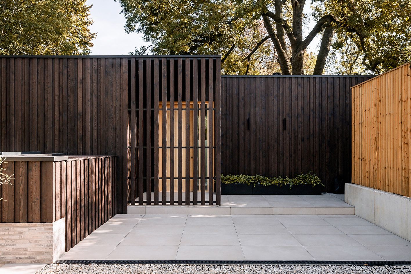 Ash Tree House offers a contextual approach to a north…