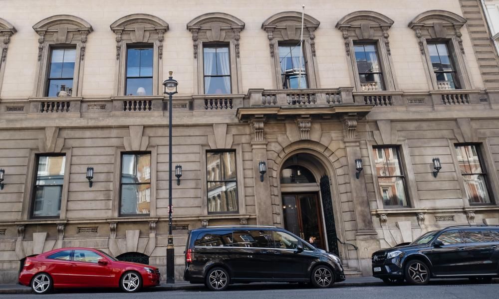 Clubs such as Garrick can create bias in selecting…