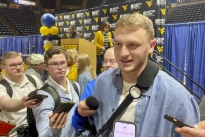 West Virginia Coach Darian Devries Brings Son To Team