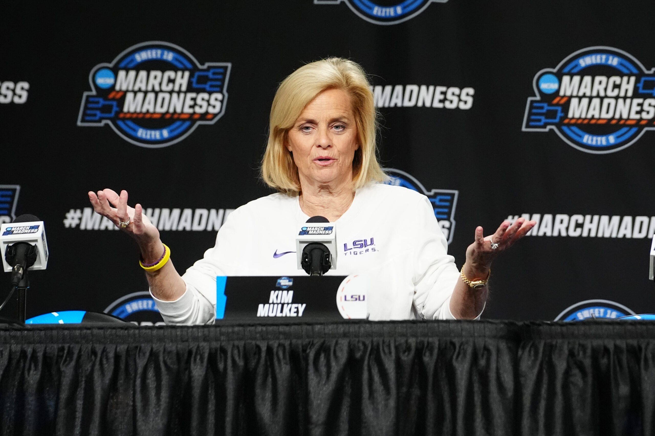 The Kim Mulkey Washington Post profile finally…
