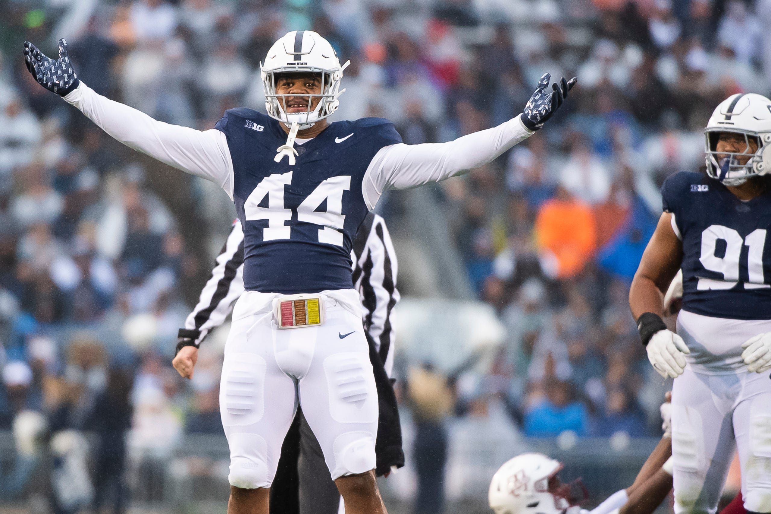 Penn State edge rusher Chop Robinson to visit…